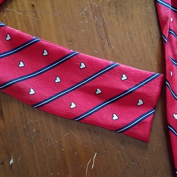 Vicky Davis | Accessories | Vicky Davis Vintage Red Hearts Bowtie ...